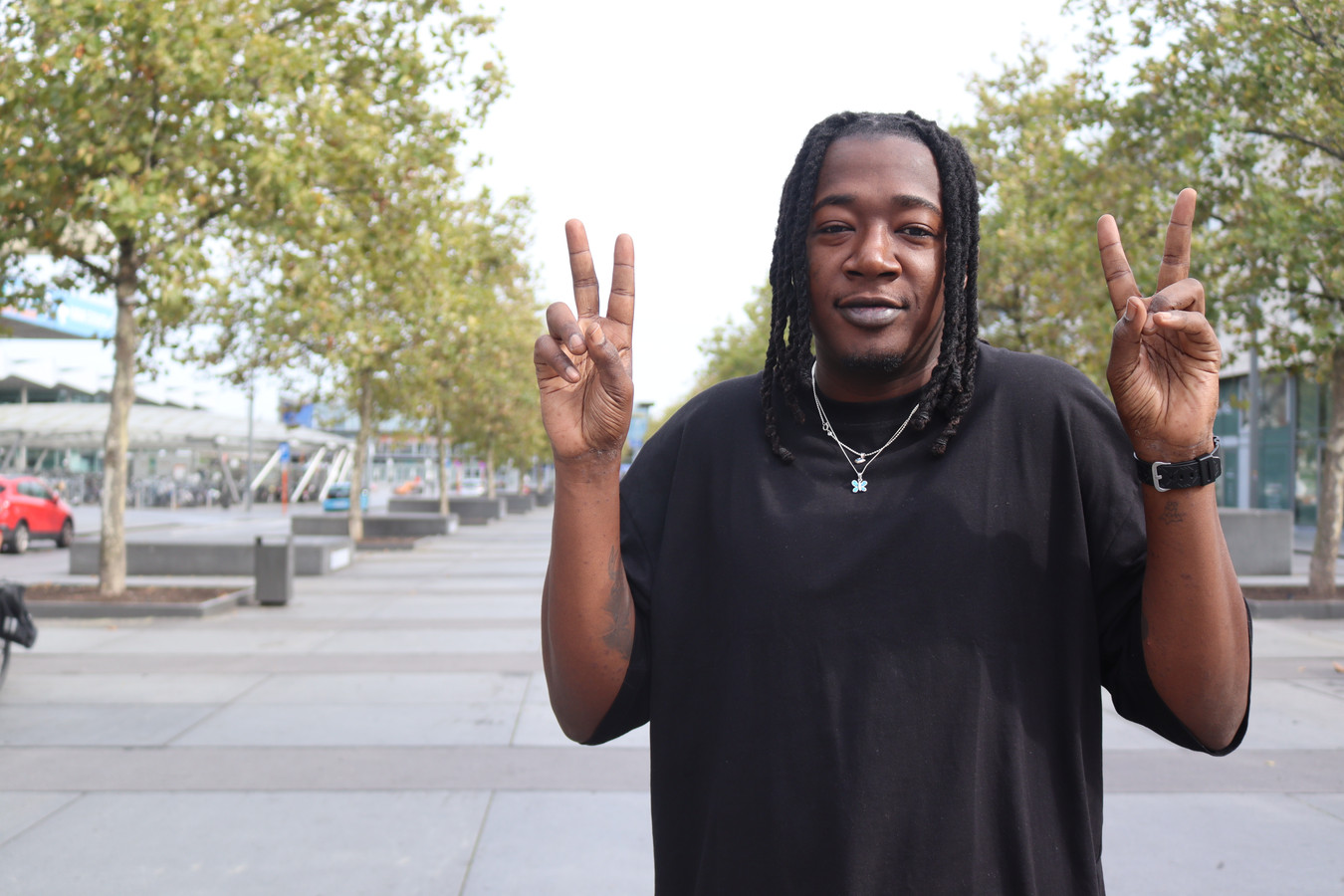 Wie is K1D, de ‘saaiste rapper ooit’ die meedoet in ‘De Slimste Mens ...