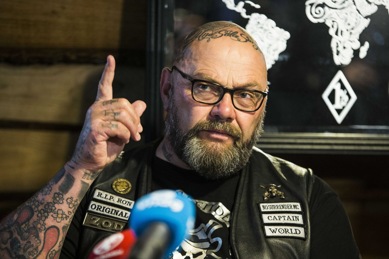 Nieuwe leden motorclub No Surrender neergeslagen bij ontgroening vlak ...