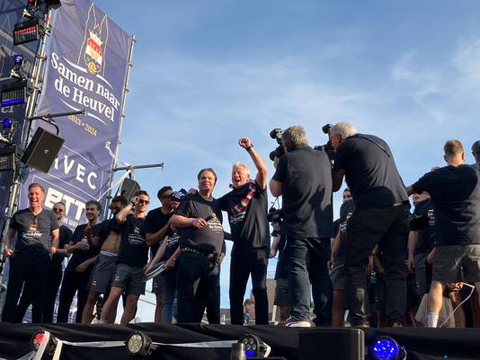 Samen naar de Heuvel: lees en bekijk hier alles terug over de huldiging ...