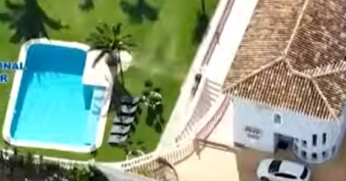 La Fête Au Bord De La Piscine était Un Piège Un Homme Daffaires échappe à Une Mort Sanglante