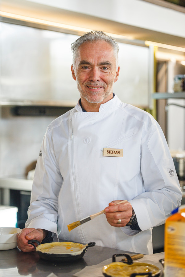 Jongdemente Stefaan (62) staat in VRT-programma ‘Restaurant Misverstand ...