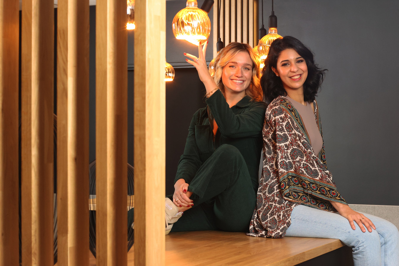 Julie Vermeire en Sarah Mouhamou over kritiek in de media: “Ik trek mij ...