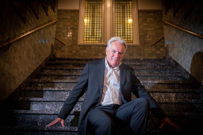 Voor Eric Looijen went het nooit om mensen naar huis te sturen: Een ...