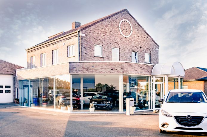 Drie generaties liefde voor de stiel: garage Patrick Petit viert ...