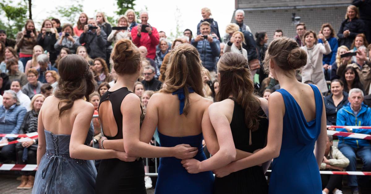 Scholier Kalsbeek College Woerden mag niet naar examenfeest | Woerden ...