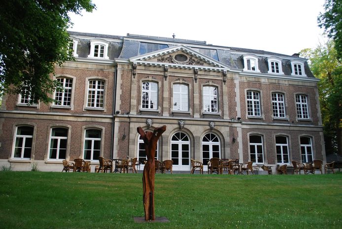 Kunstenaars brengen persoonlijk verhaal op openluchttentoonstelling ...