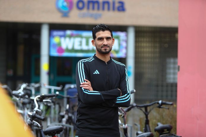 Middelbare school in Gorinchem biedt leerlingen zwemles aan: ‘Leren ...