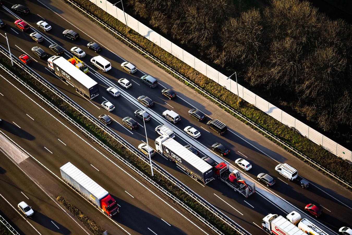 Verkeerschaos in en rond Rotterdam door afsluitingen Beneluxtunnel en ... Verkeerschaos in en rond Rotterdam door afsluitingen Beneluxtunnel en ...