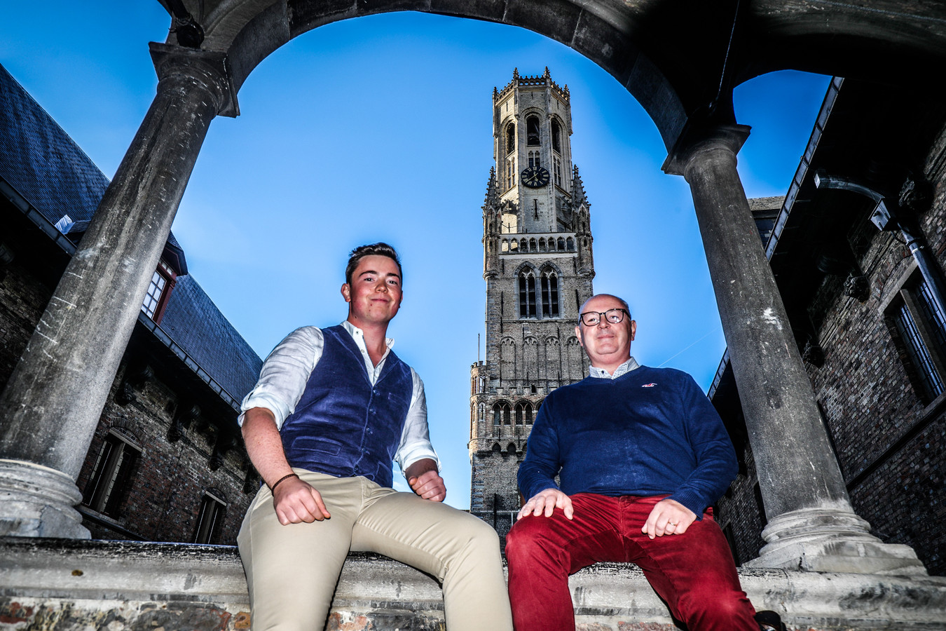 Automatische beiaard in Brugge zwijgt tot Paaszondag | Foto | hln.be