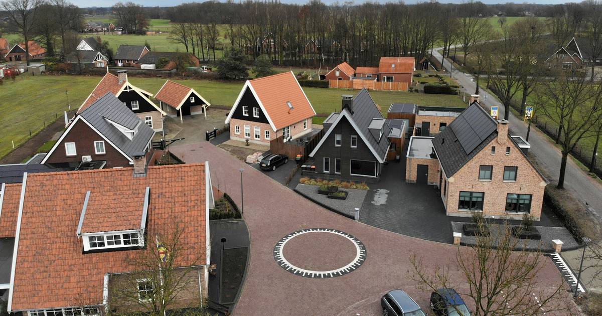 Na een storm van protest blijft er één nieuwe plek in Borne over voor ...