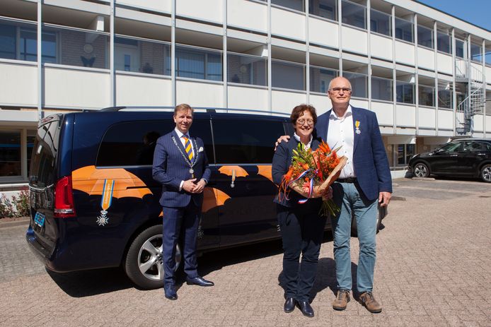 Veenendaal is met Arie Brouwer één Ridder rijker | Lintjesregen in de ...