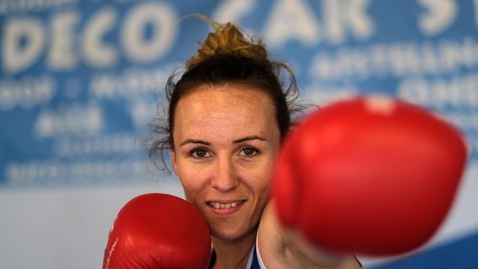 Amy (34), mama van twee kinderen, knokt zaterdag op Boksgala: “Jongste ...