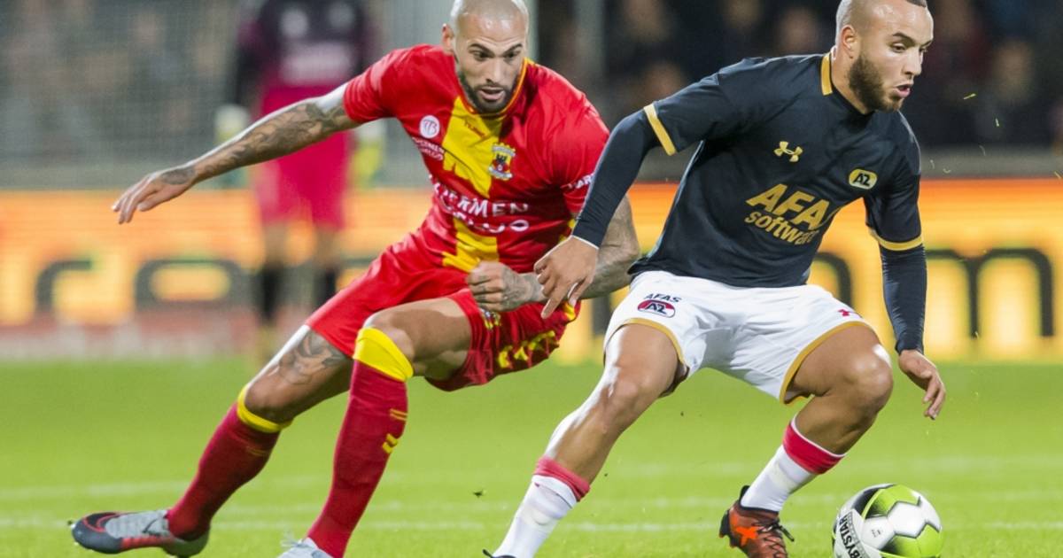 GAE-speler Joey Suk in de klas, dan wil iedereen wel even lezen ...