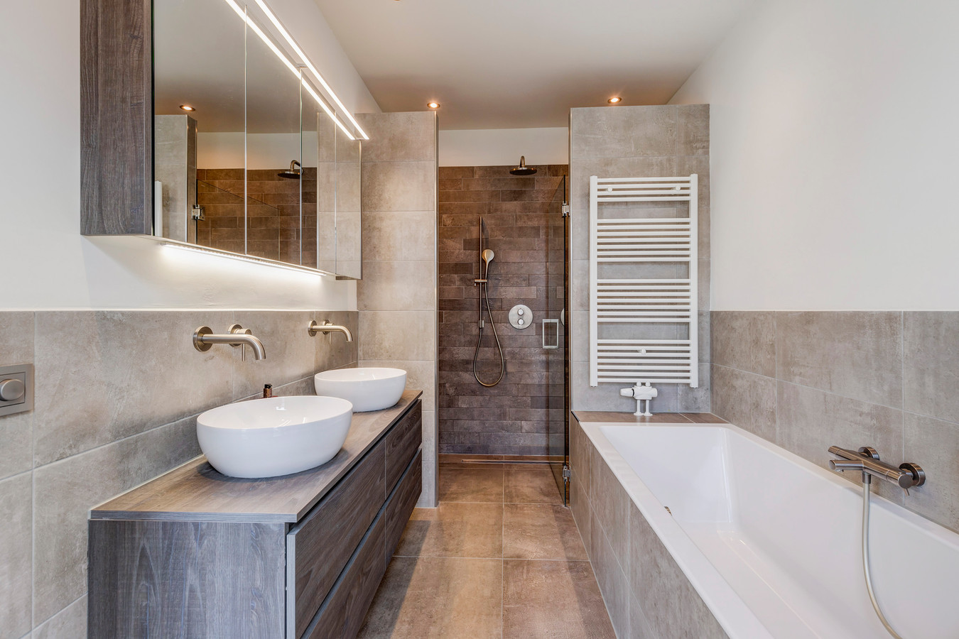 Dit gezin werd verliefd op Lombok en hun volledig gerenoveerde huis ...