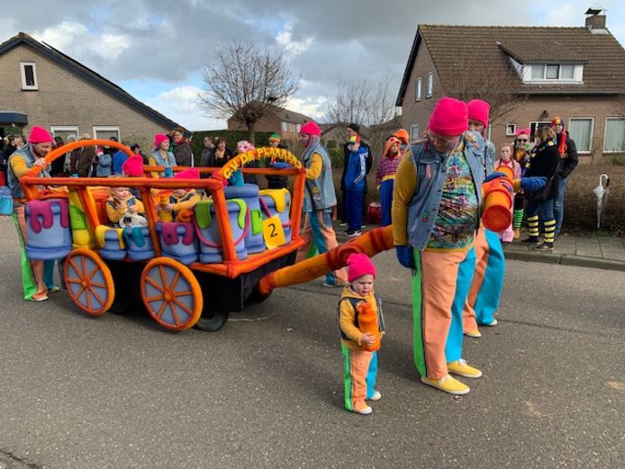Carnaval losgebarsten in Kloosterzande | Zeeuws-Vlaanderen | pzc.nl