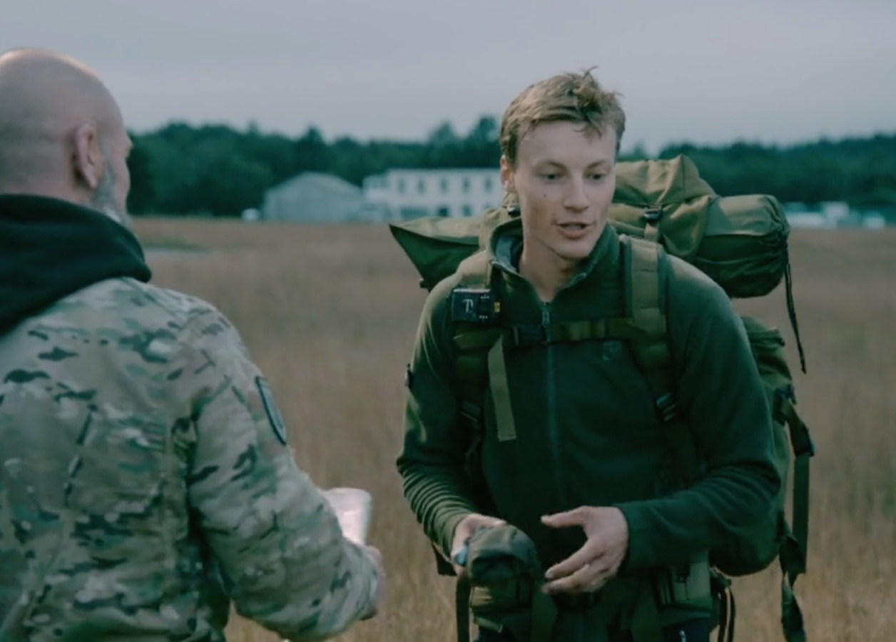 Superman Dries zet in ‘Kamp Waes’ zelfs Special Forces te kijk: “Als ...