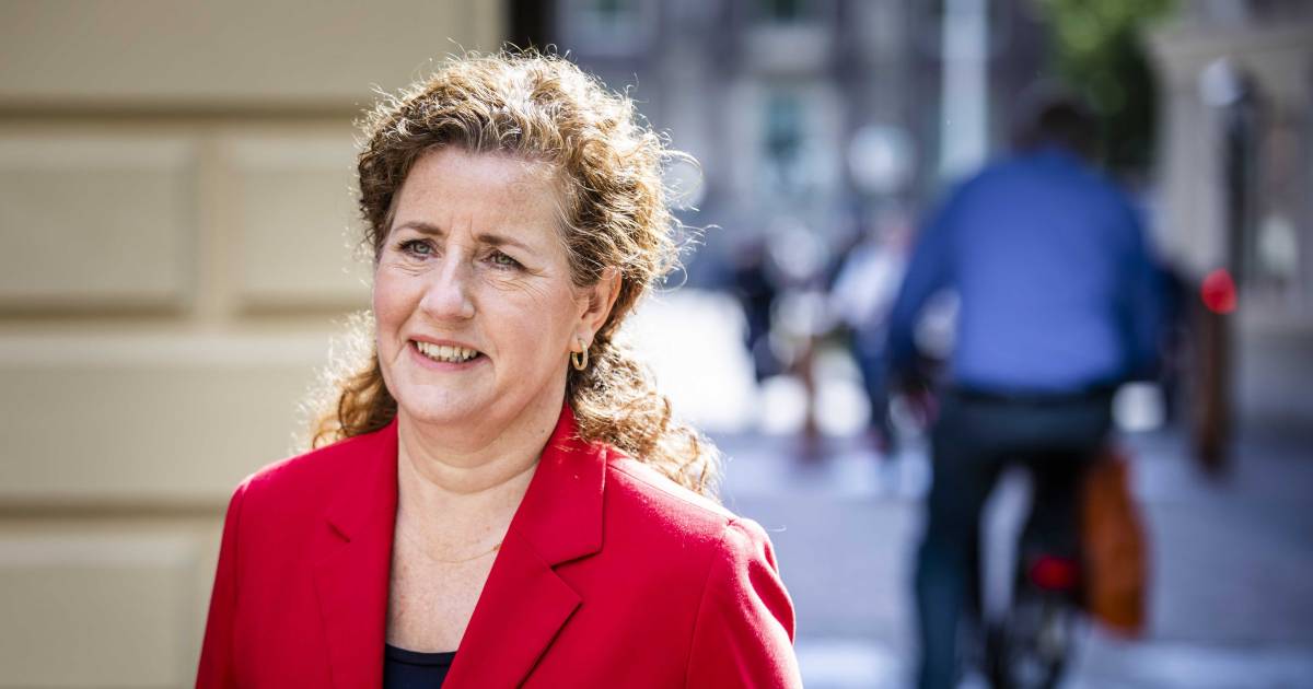 Minister wil leenstelsel aanpassen, als blijkt dat studieleningen ...