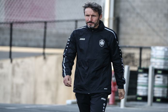 "Door snel weer achteruit te rijden, kon ik ontkomen”: Mark van Bommel ...