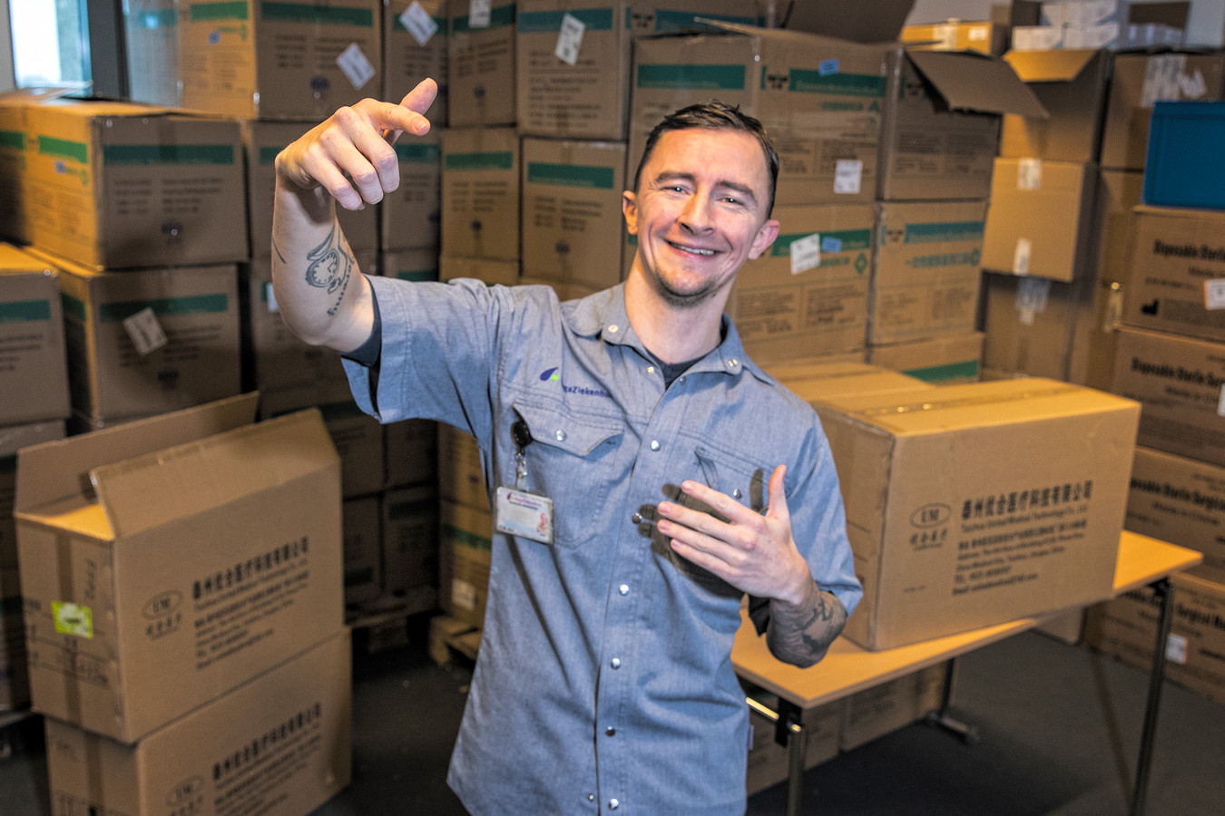 Michael (27) rapt zijn collega’s in het HagaZiekenhuis toe: ‘Hoofd koel ...