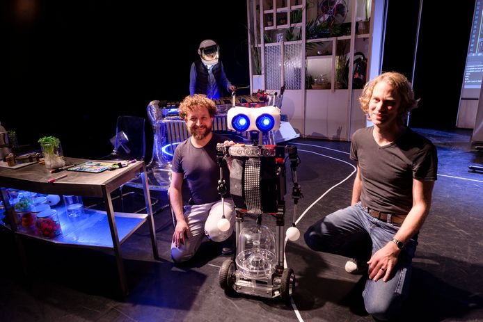 Robot als hoofdrolspeler in jeugdtheatervoorstelling: ‘Kinderen ...