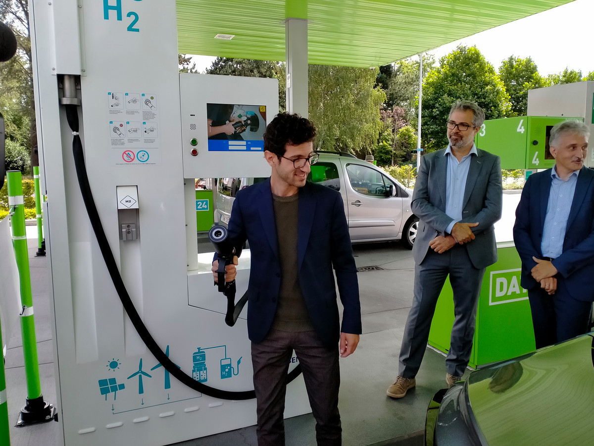 DATS 24 opent eerste waterstoftankstation in Leuven | Foto | hln.be DATS 24 opent eerste waterstoftankstation in Leuven | Foto | hln.be