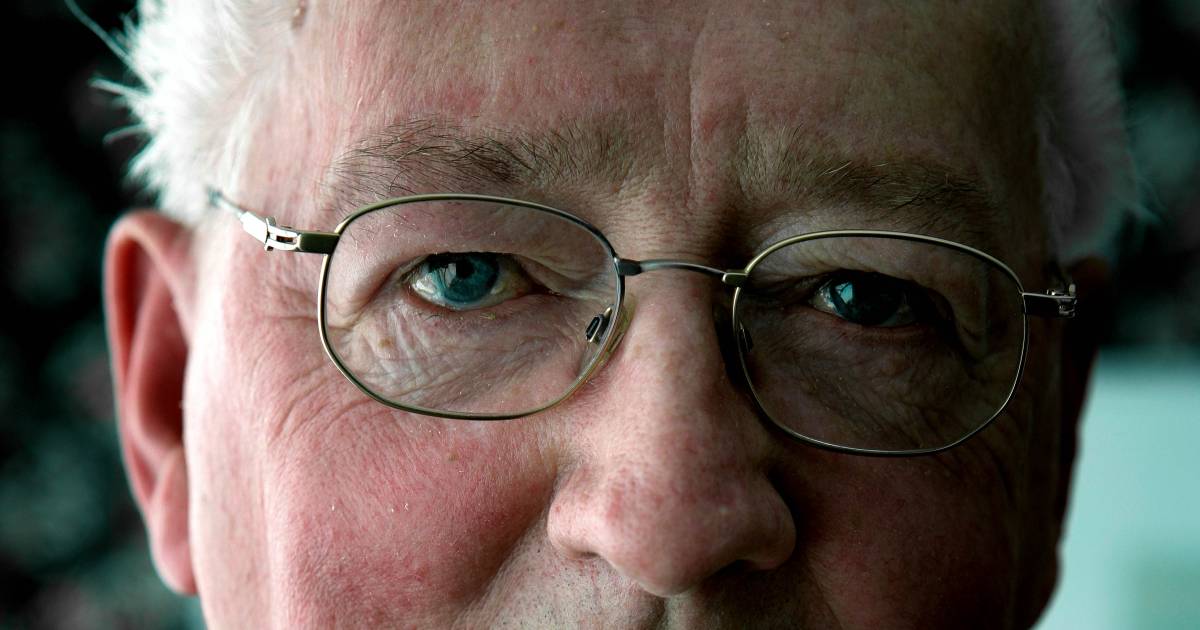 Johan (1930-2023) was tot het einde altijd bezig met fotografie en met ...