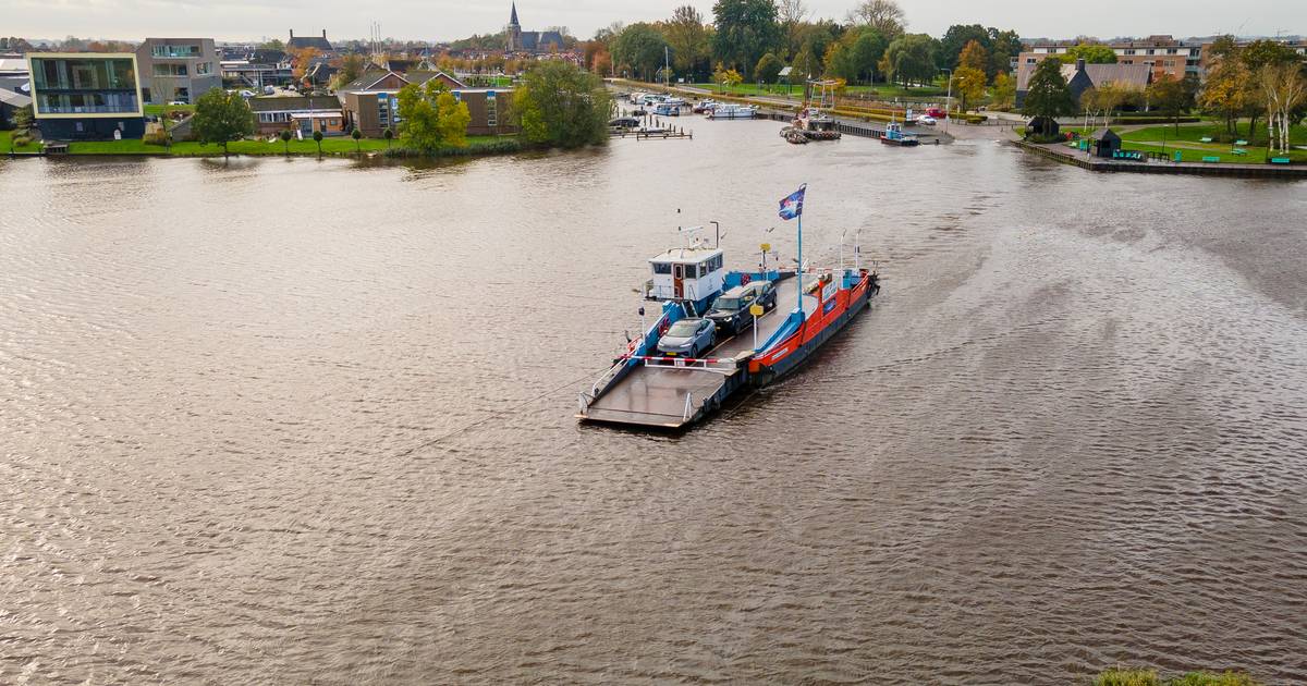 De pont in Genemuiden moet vaker ‘heen en weer’ (en er zijn meer wensen ...
