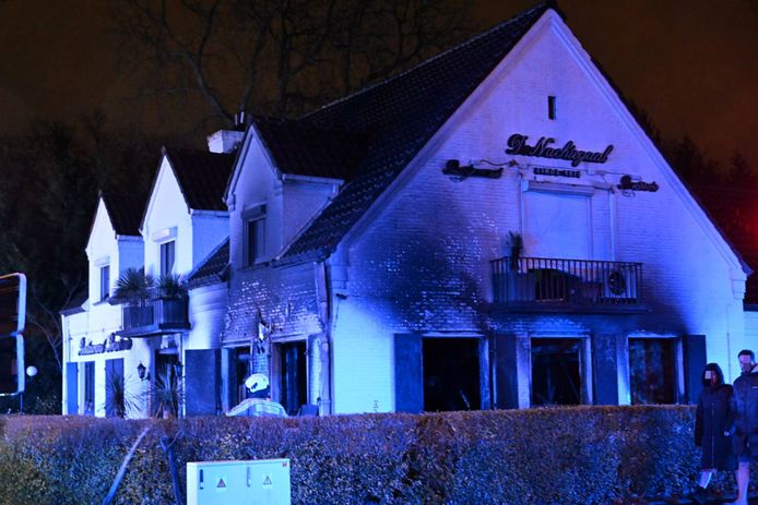 Aanslag tegen restaurant De Nachtegaal van basketlegende Willy ...