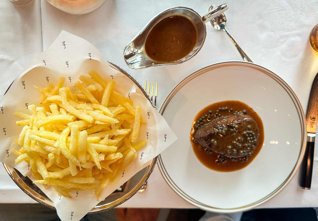 EXCLUSIEF. Luc Bellings proeft 9 gerechten bij ‘La Rigue’ van Peter ...