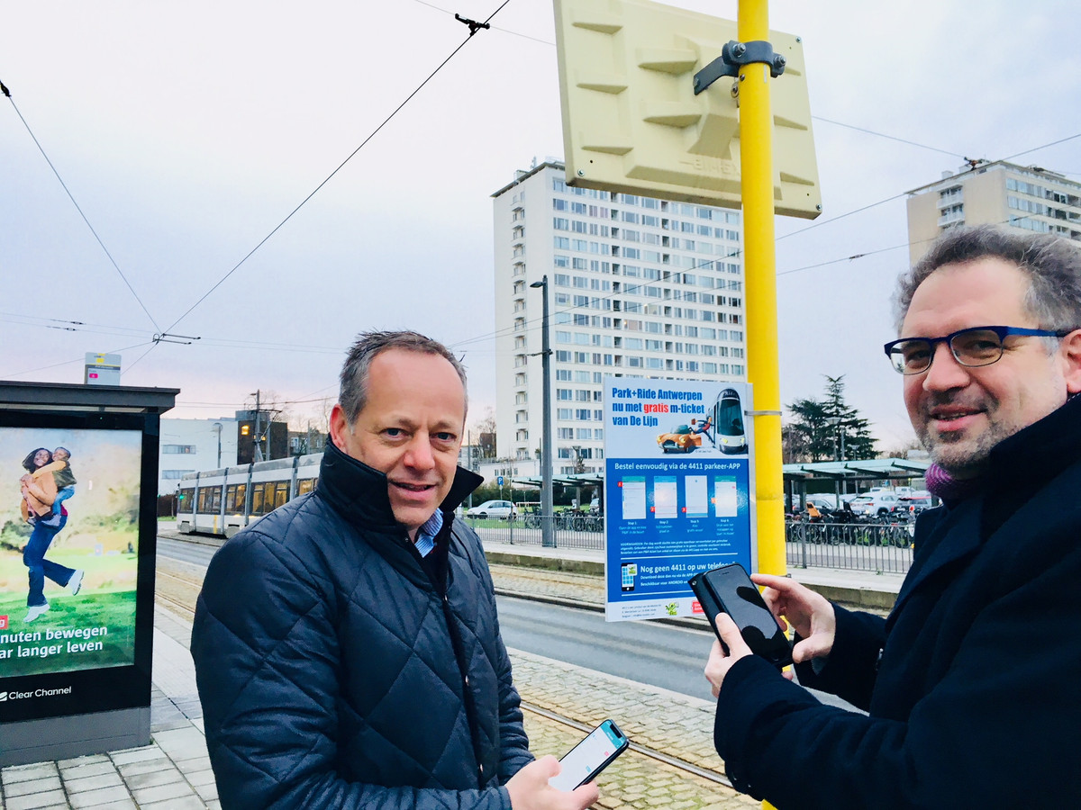 Parkeren op park-and-ride? Dan kun je gratis met tram en bus | Foto ...