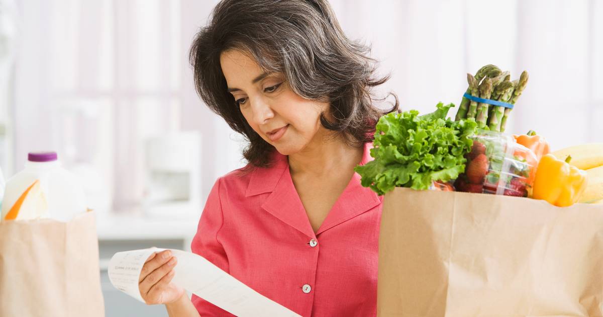 We betalen 12 procent meer voor onze winkelkar: deze producten zijn het ...