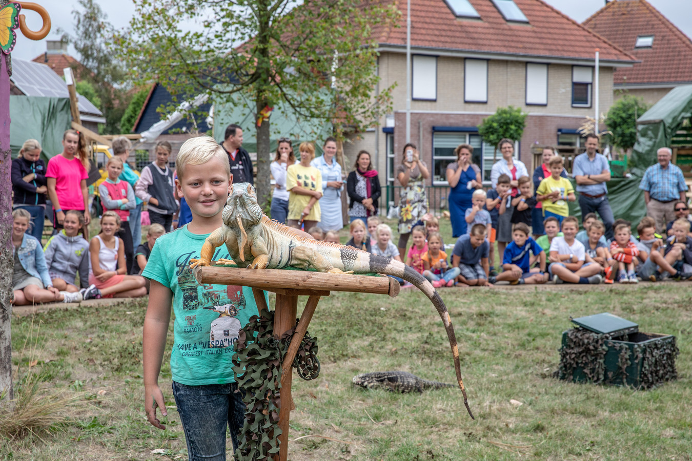 35 kilo slang, schoon aan de haak | Foto | pzc.nl