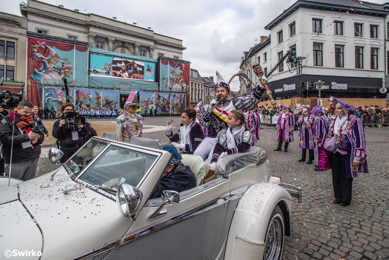 IN BEELD. Dit was dag 1 van Aalst carnaval | Foto | hln.be