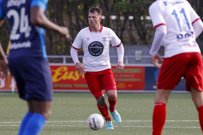 Danny Monster voelt titelkoorts bij Barendrecht: ‘Het gaat echt ...