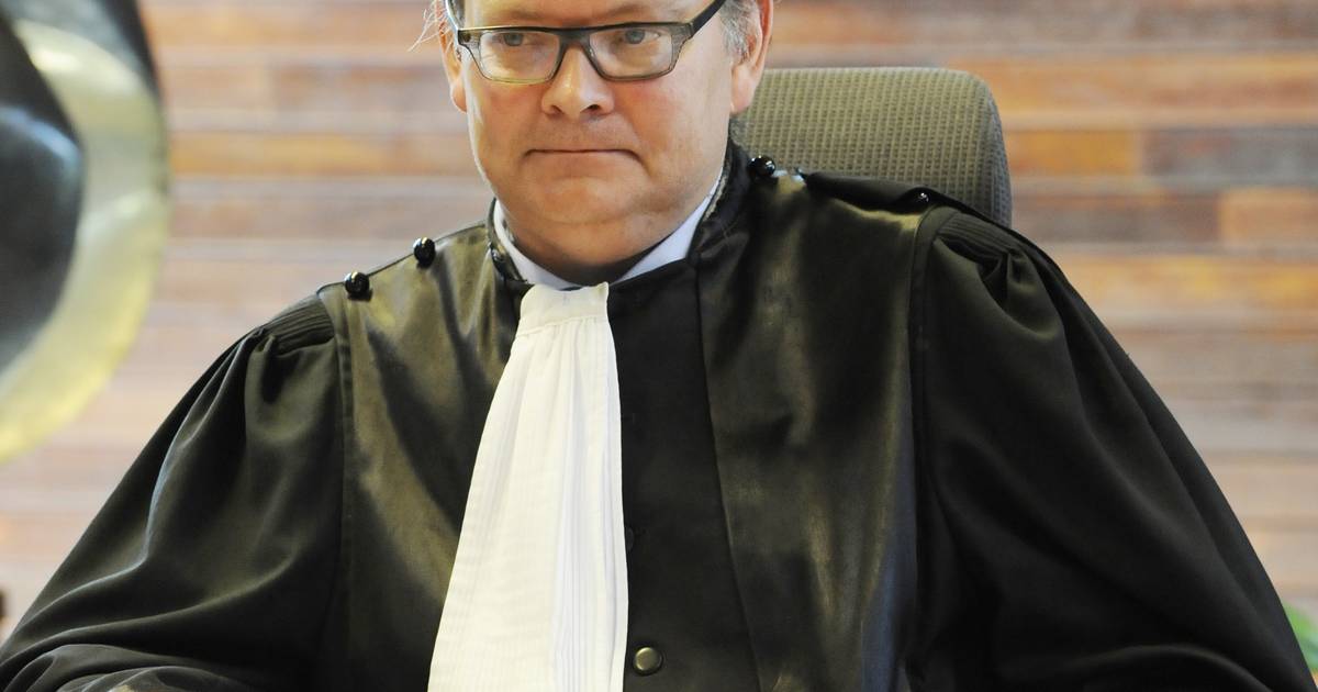 Politierechter herinnert dronken chauffeur aan dodelijk verkeersongeval ...