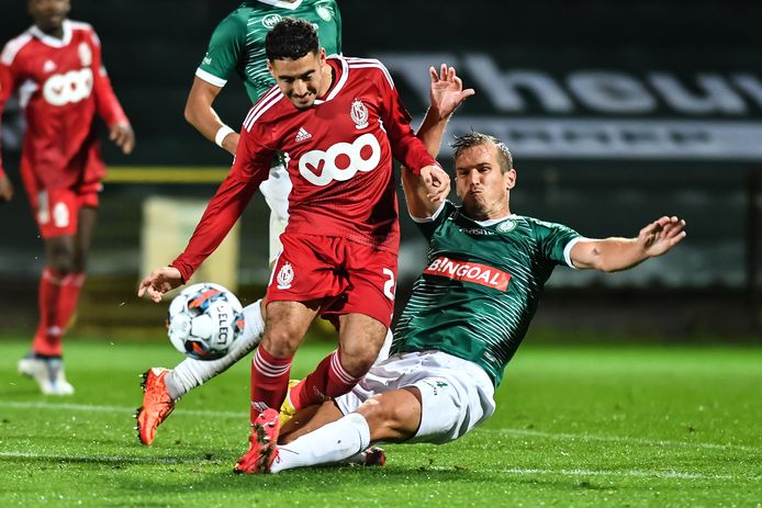 T1 Steve Bould en Lommel SK ontgoocheld na thuisnederlaag tegen ...