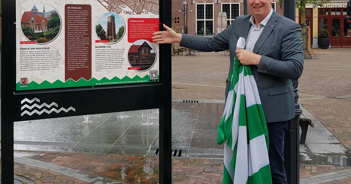 Historisch centrumbord op Wilhelminaplein vertelt geschiedenis van ... Historisch centrumbord op Wilhelminaplein vertelt geschiedenis van ...