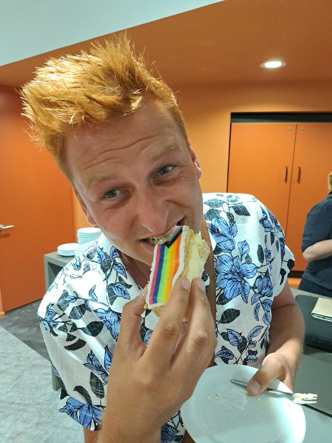 De regenboogvlag komt in Zierikzee eindelijk uit de kast; na 7 jaar is ...