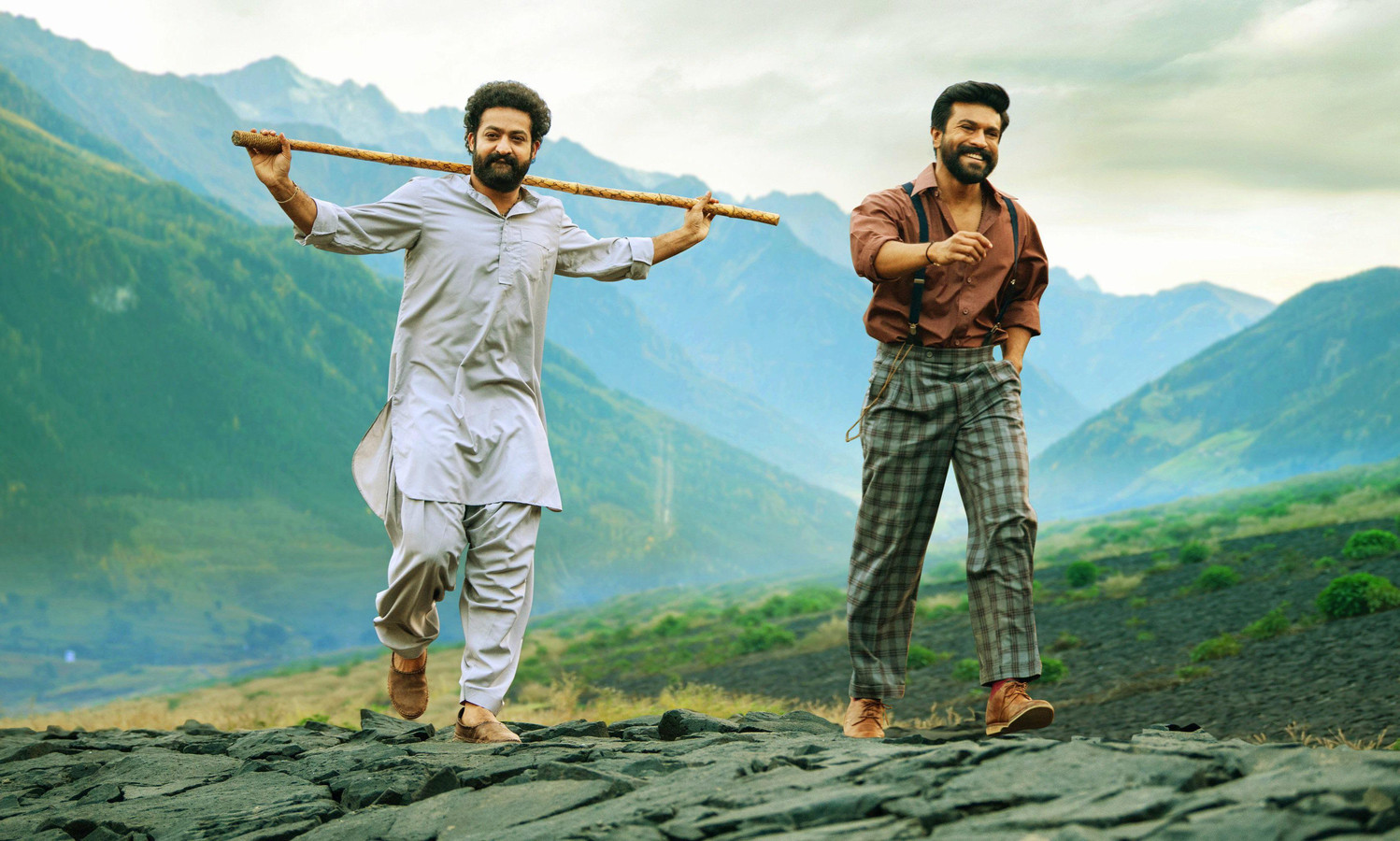 Netflix-Bollywoodsensatie RRR is even imbeciel als verrukkelijk | Foto ...