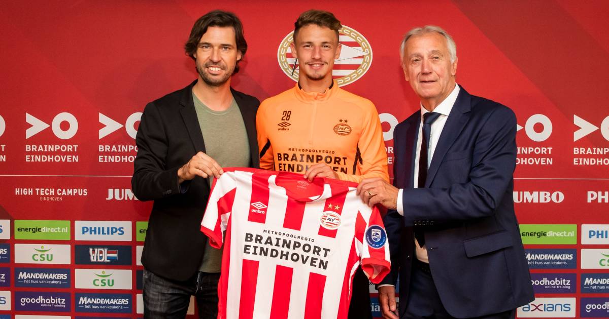 PSV merkt run op nieuw Brainport-shirt | PSV | ed.nl
