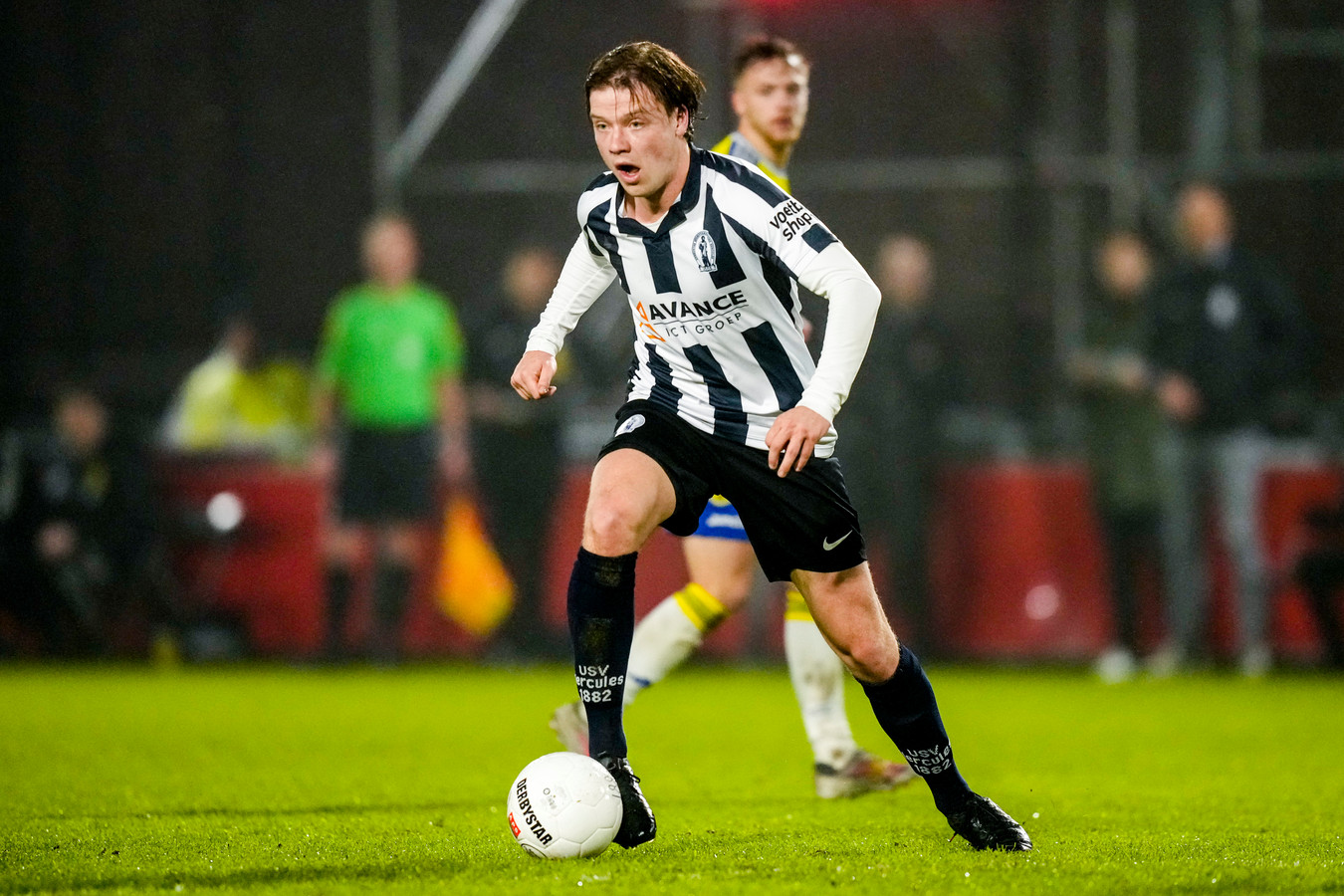 Clubman en Ajax-beul Tim Pieters blijft Hercules trouw: ‘Ik heb het ...