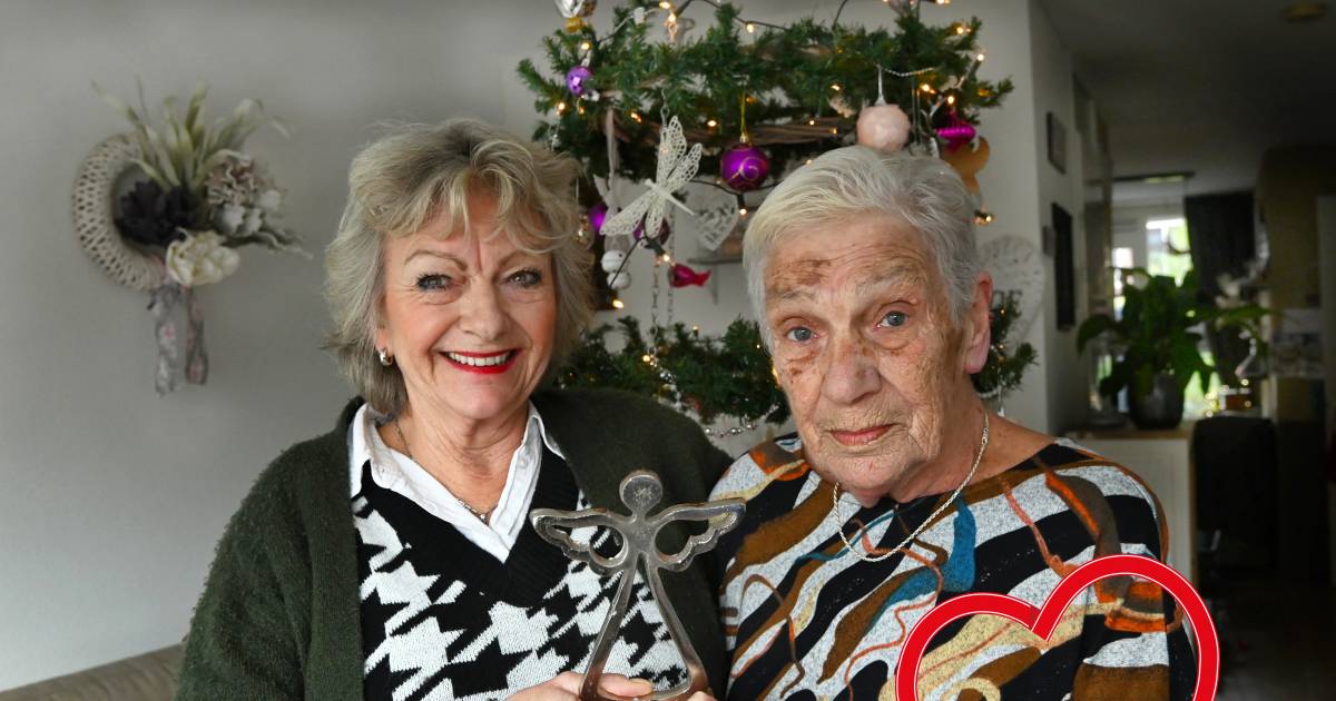 Kerstengel Fransje ging op vakantie, en de buurvrouw die mocht mee ...