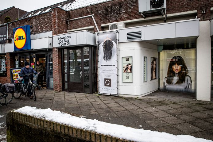 Q-kappers verdwijnt uit winkelcentrum De Bus in Waalre | Valkenswaard ...