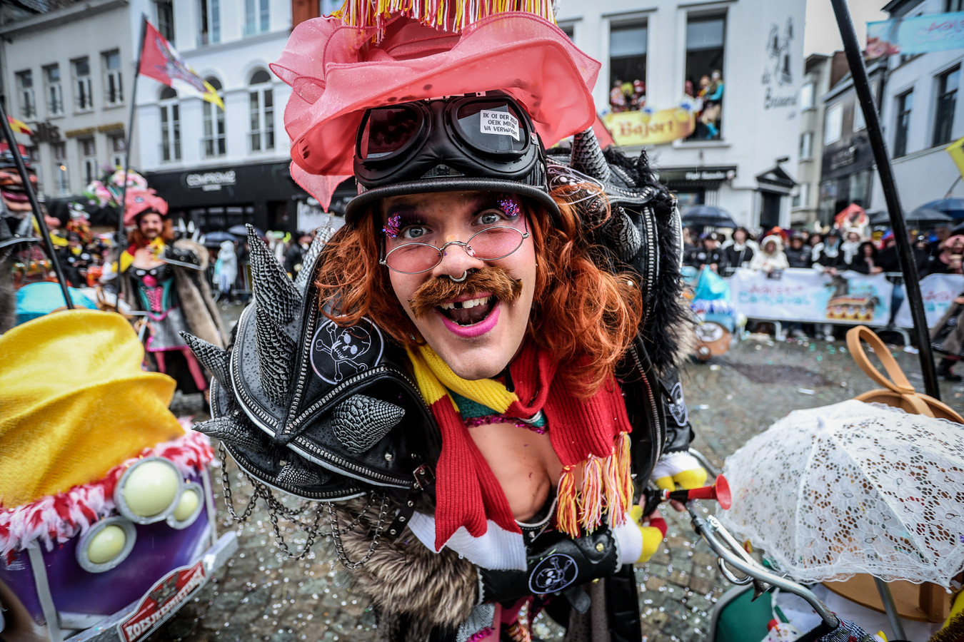 IN BEELD. Dit was dag 1 van Aalst carnaval | Foto | hln.be