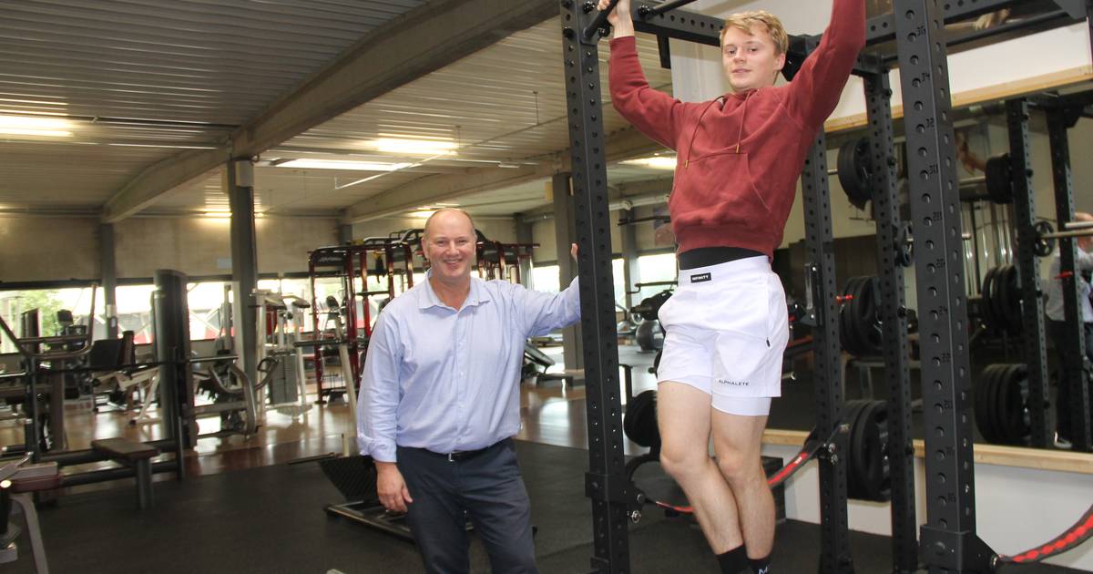 Amper 19 en ook nog student, maar Niels runt wel zijn eigen fitness ...