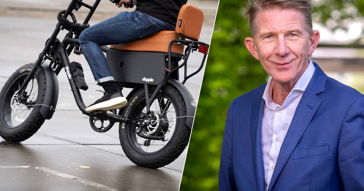Burgemeester Jack de Vries wil lobby richting Den Haag om fatbikes aan te pakken | Maassluis | AD.nl