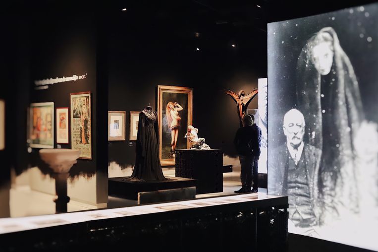 Overtuigend gaat de expositie ‘Goth’ terug naar de wortels van de ...