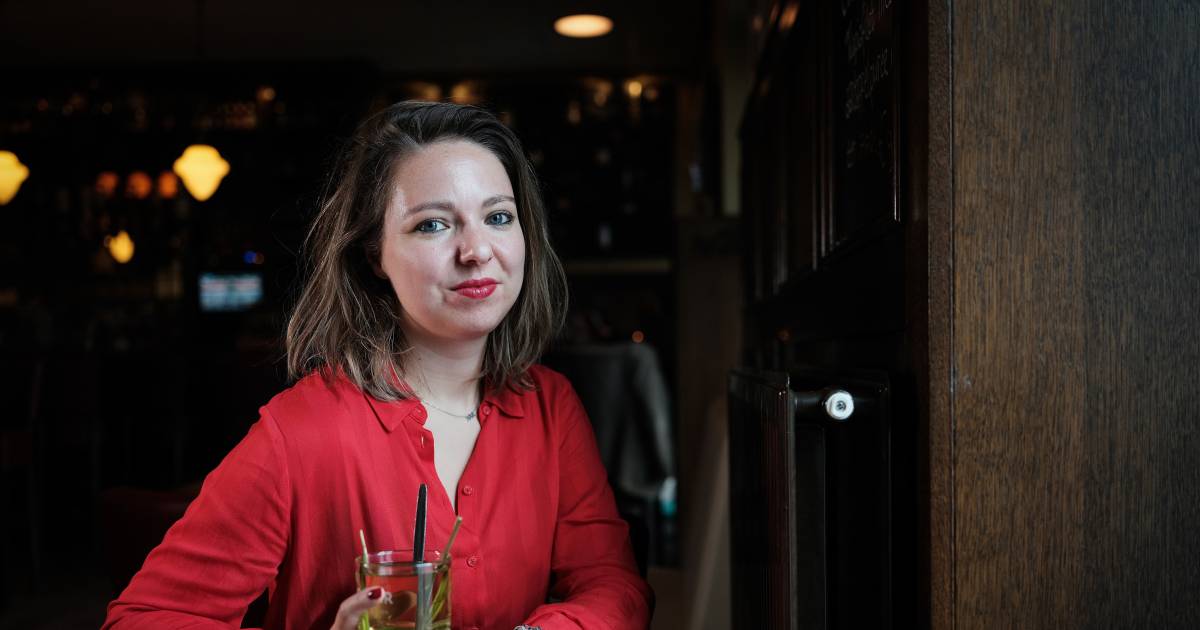 Lisanne (30) uit Loo schreef een boek over rouwen: ‘Ik geef mezelf helemaal bloot’ | Duiven ...