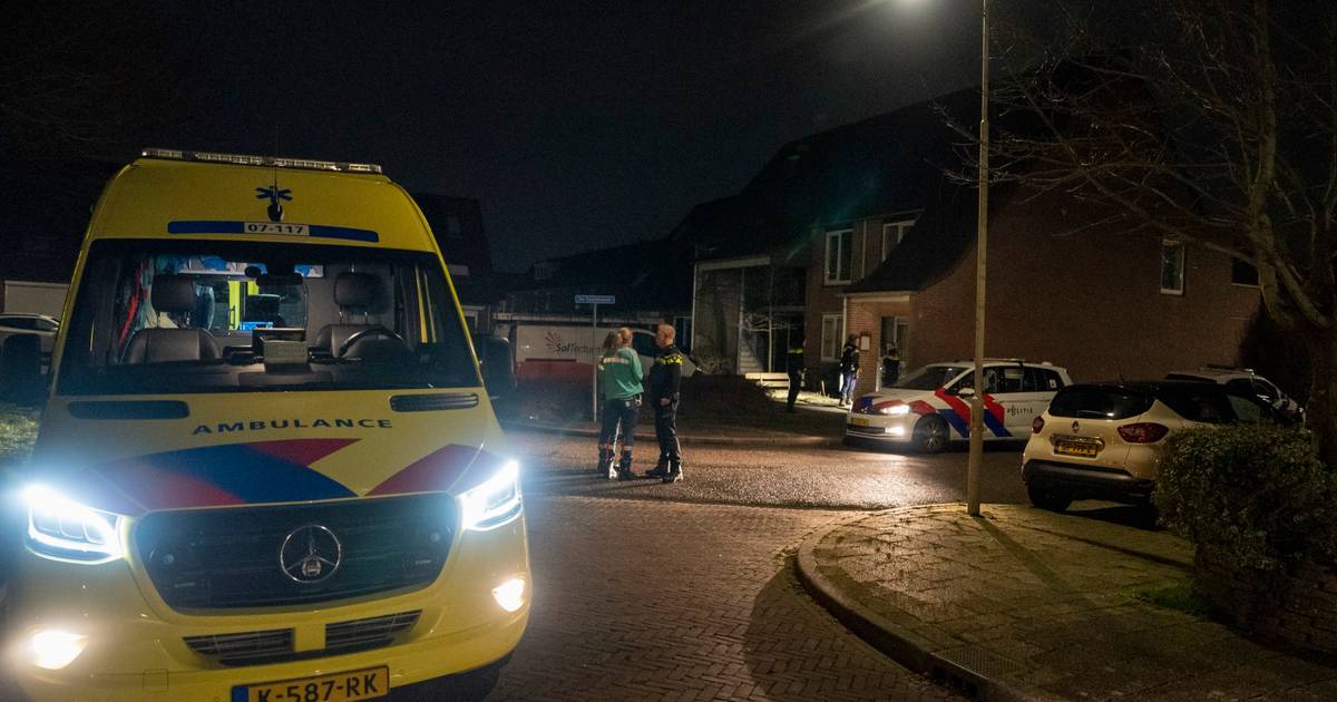 Man in elkaar geslagen door begeleiders prostituee: ‘De één spoot met ...