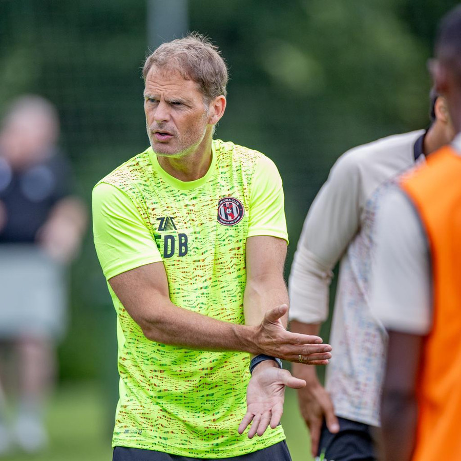 Frank de Boer sloeg aanbod Ajax af: ‘Ze wilden een tweede gesprek, toen ...